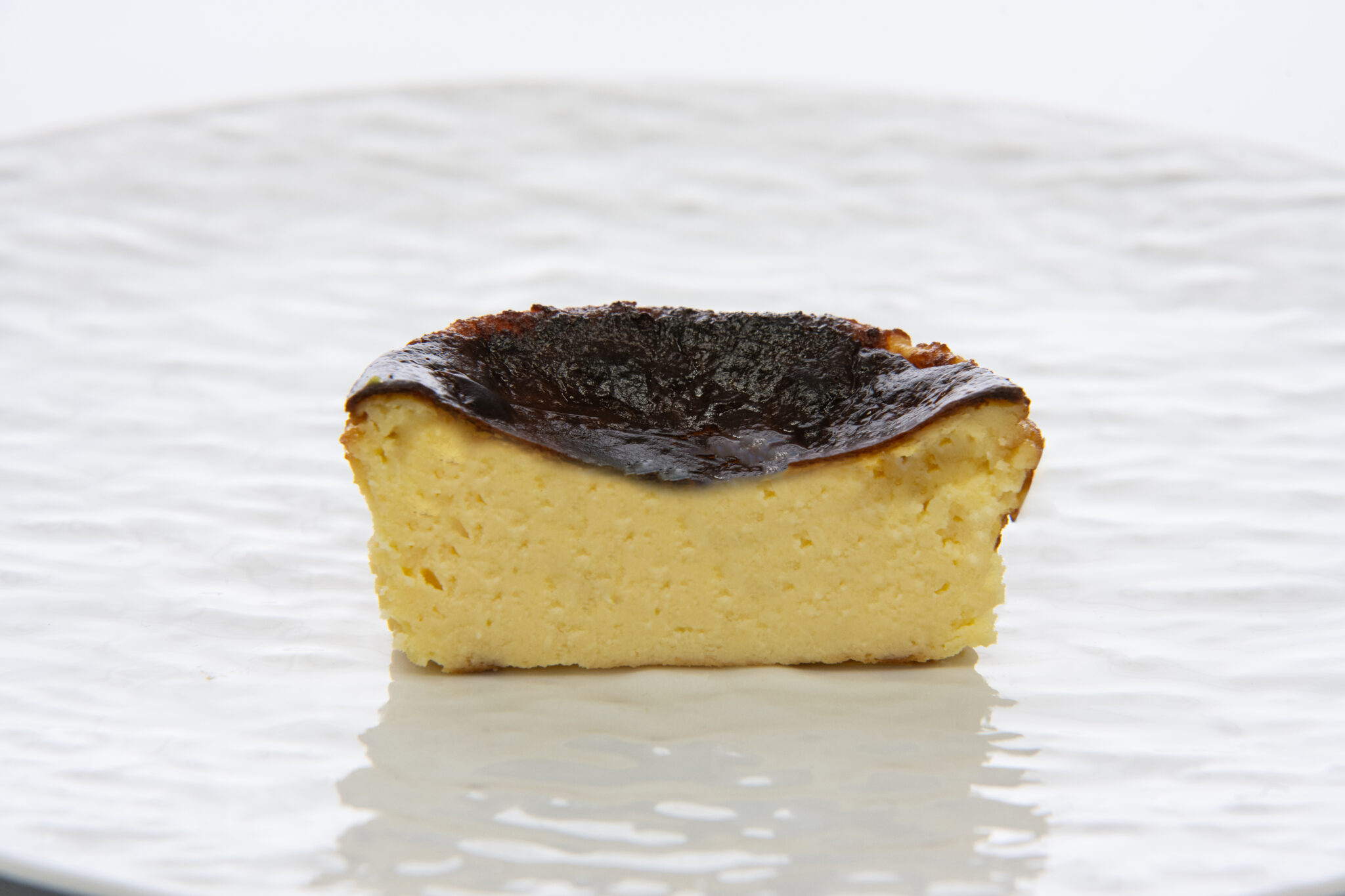 BOBBY'S CHEESE CAKE | 濃厚なのにあと味がさっぱりなチーズケーキ